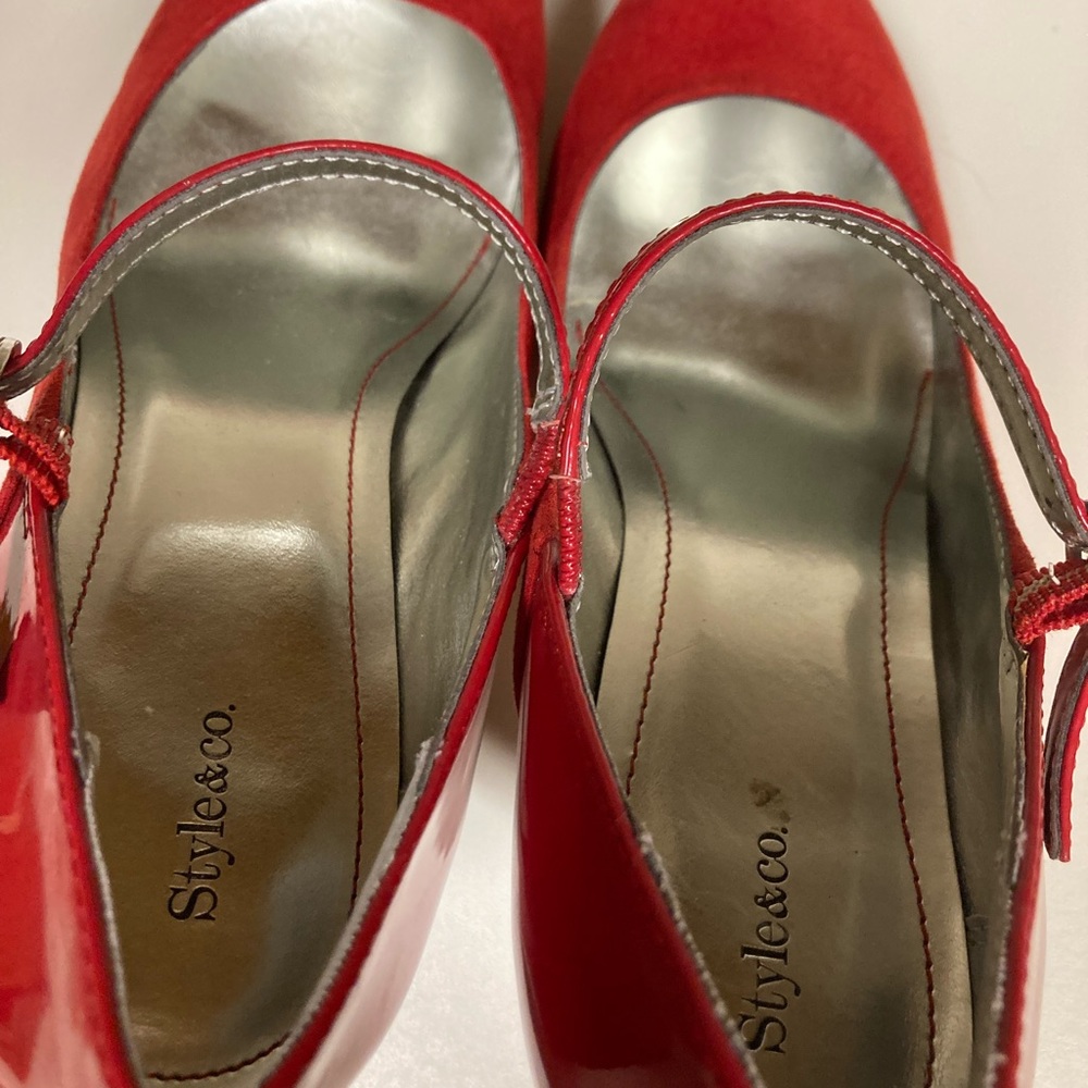 Candy Apple Red Mary Jane Pumps - Gem